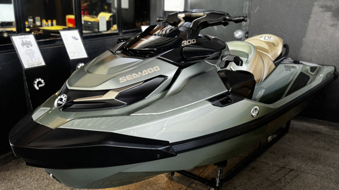 Sea-Doo GTX 300 Limited - 2023 - Pemagri Motorsports | Concessionária ...